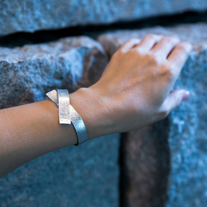 Tin bracelet for her store